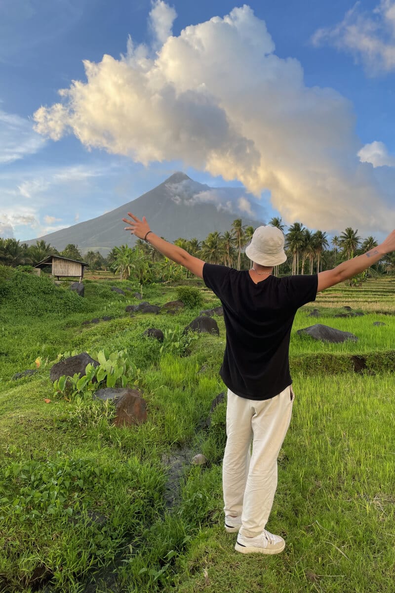Mayon Volcano Legazpi Philippines - Guide & Best Things
